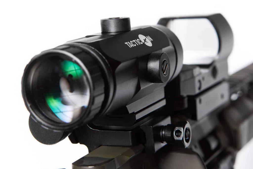 Choosing Your Red Dot Magnifier: A Buyer’s Guide for Clearer Shots ...